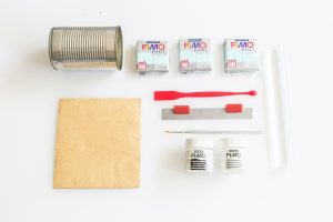 DIY: Blattgold-Vasen aus FIMO in Pastellfarben